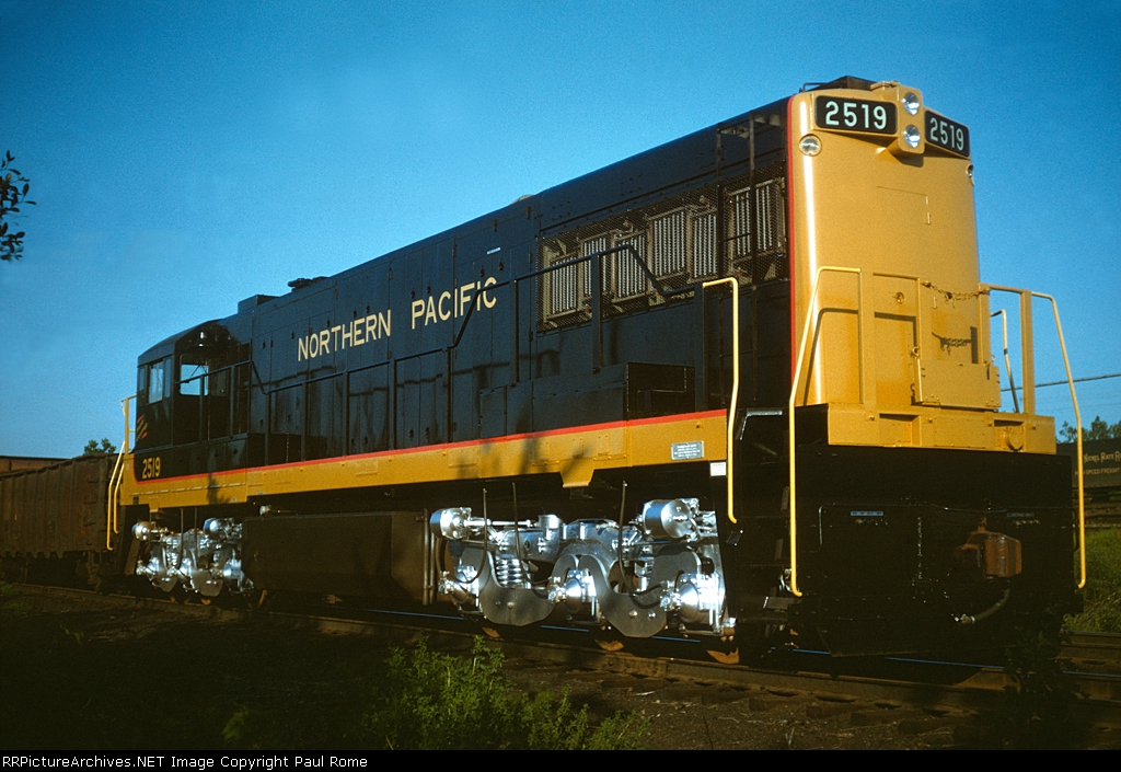 NP 2519, GE U25C, NEW at GE awaiting pickup and delivery